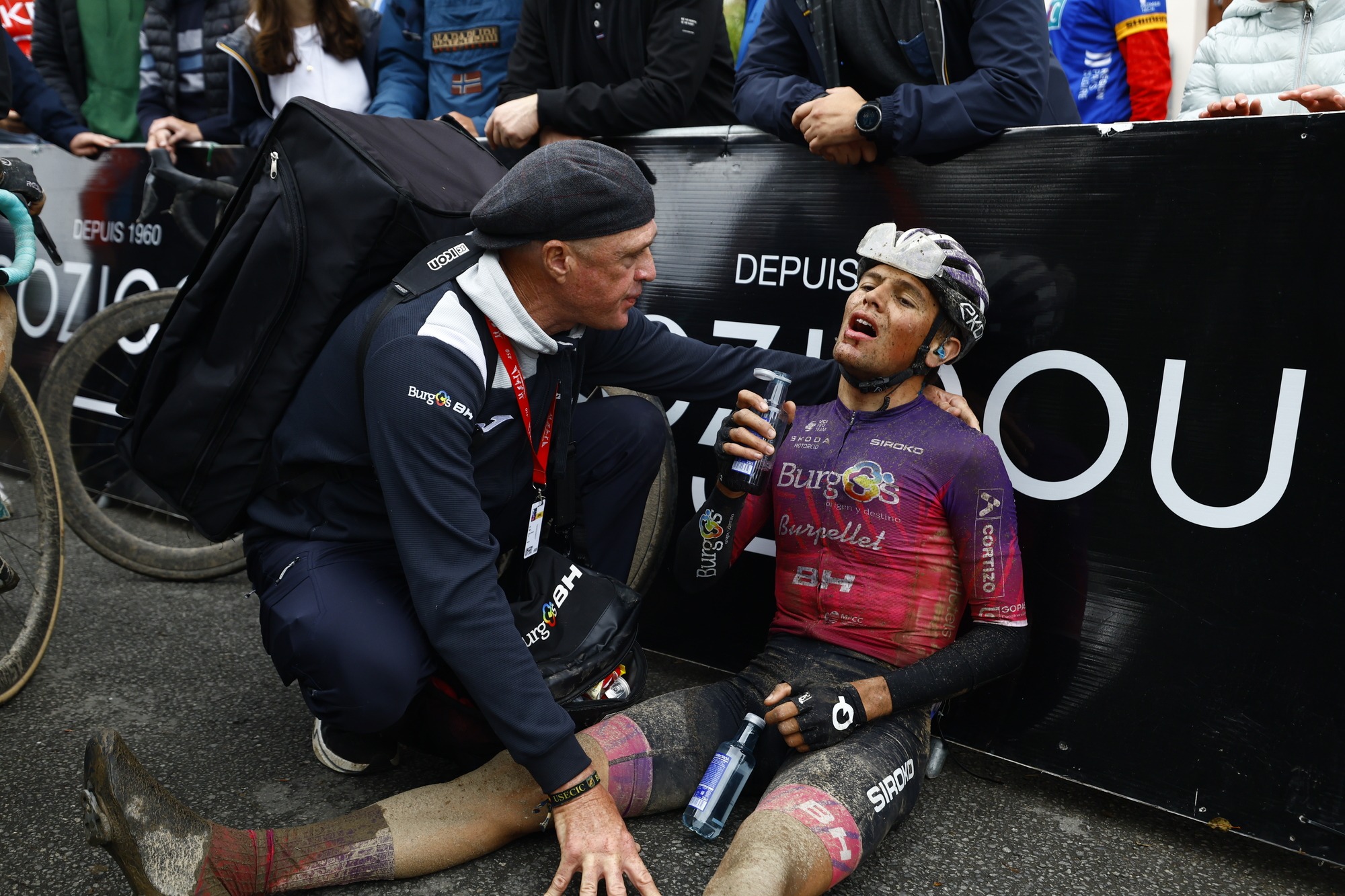 Exhibición de Hugo de la Calle (Burgos Burpellet BH) en un Tro-Bro Léon ...
